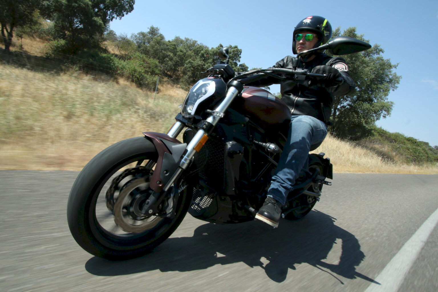 Prueba Benelli 502C 2019: Custom Sport sin complejos