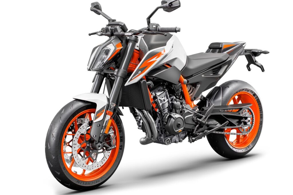 Triumph Street Triple 765 RS 2023 - Ficha Técnica, Fotos y Precio