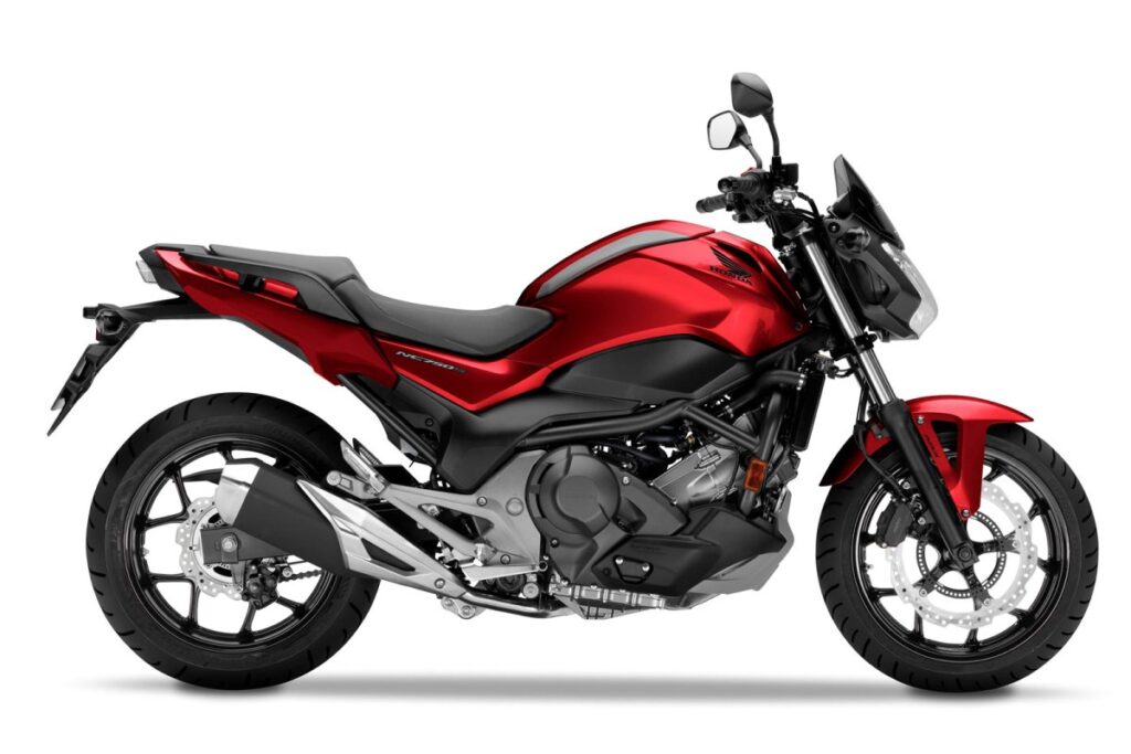 ¿Qué moto automática comprar? Que no sea un scooter