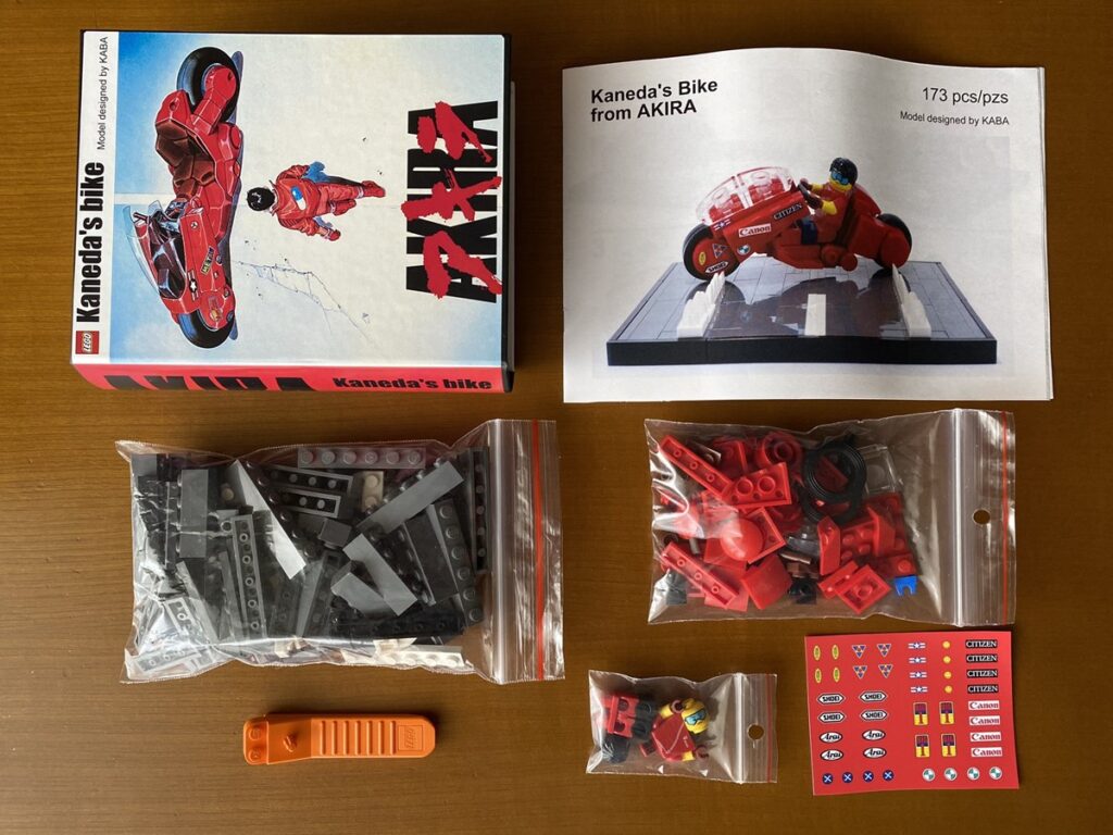 Construye tu propia moto de Akira con piezas de LEGO