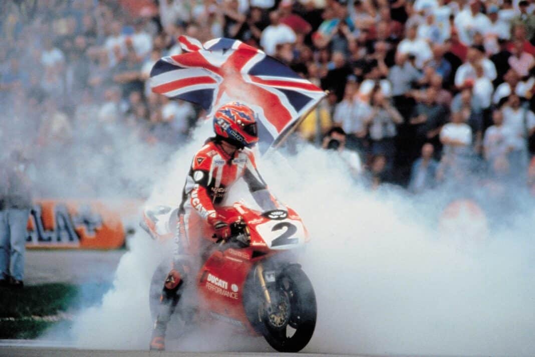 Bike Club: la serie que te sumerge en la épica vida de Carl Fogarty