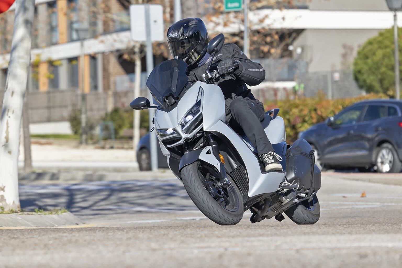 Prueba Zontes D350