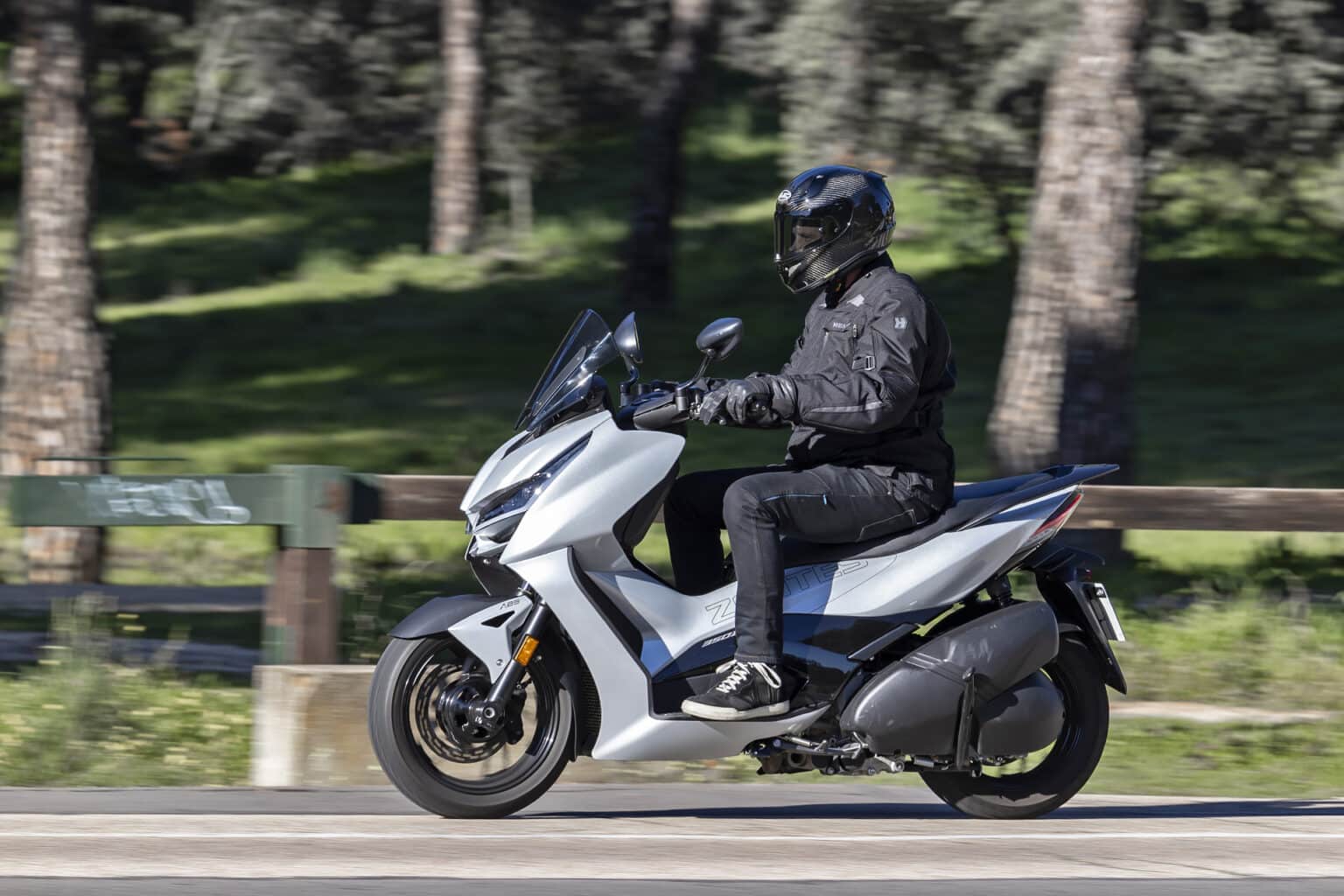 Prueba Zontes D350