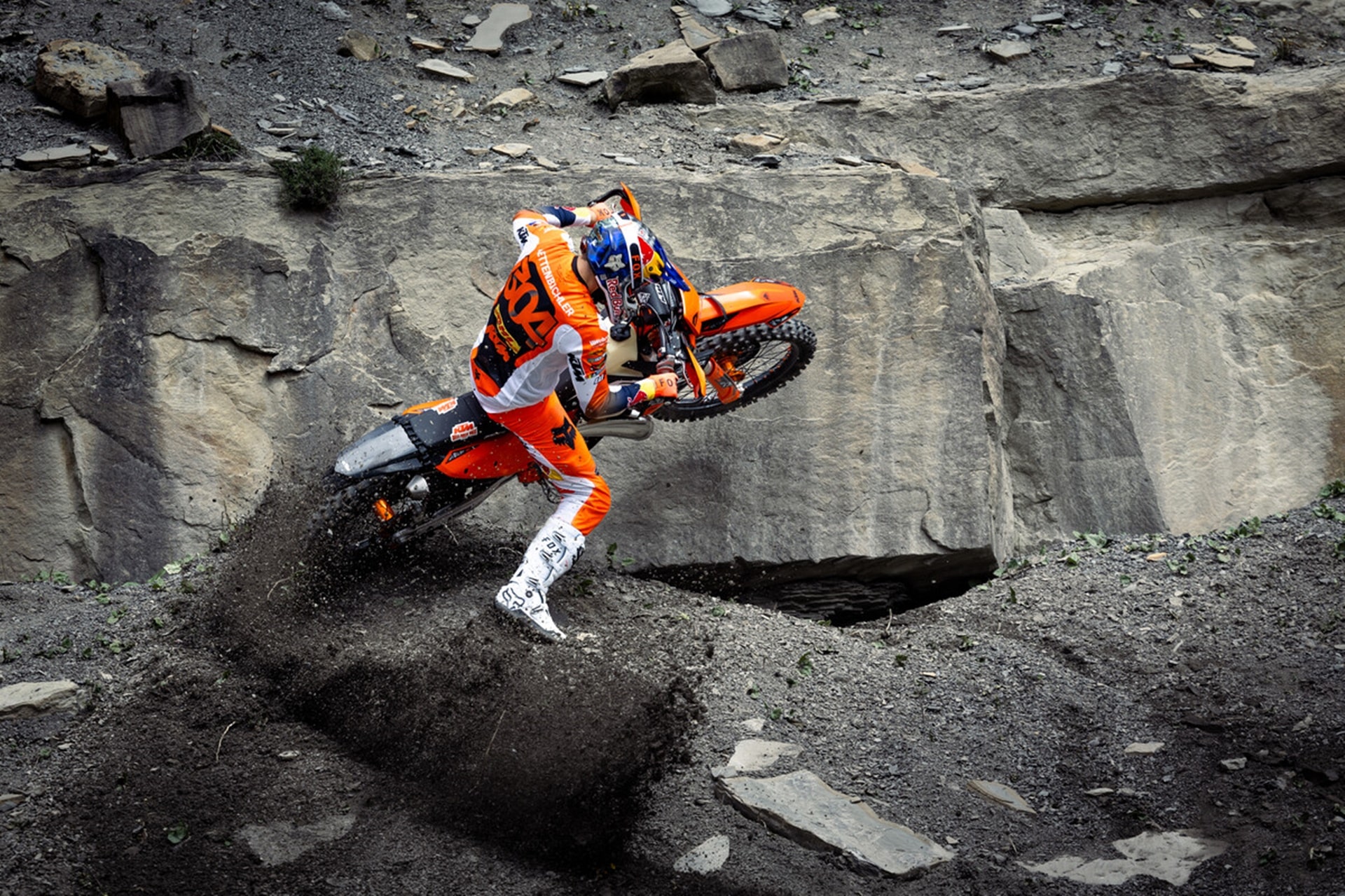 KTM 300 EXC Hardenduro 2025: Diseñada para ofrecer el pack Offroad ...