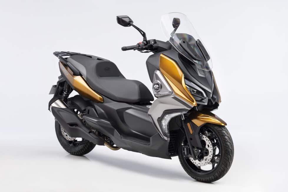 QJMotor ATR 125 2025 - Ficha Técnica, Fotos y Precio