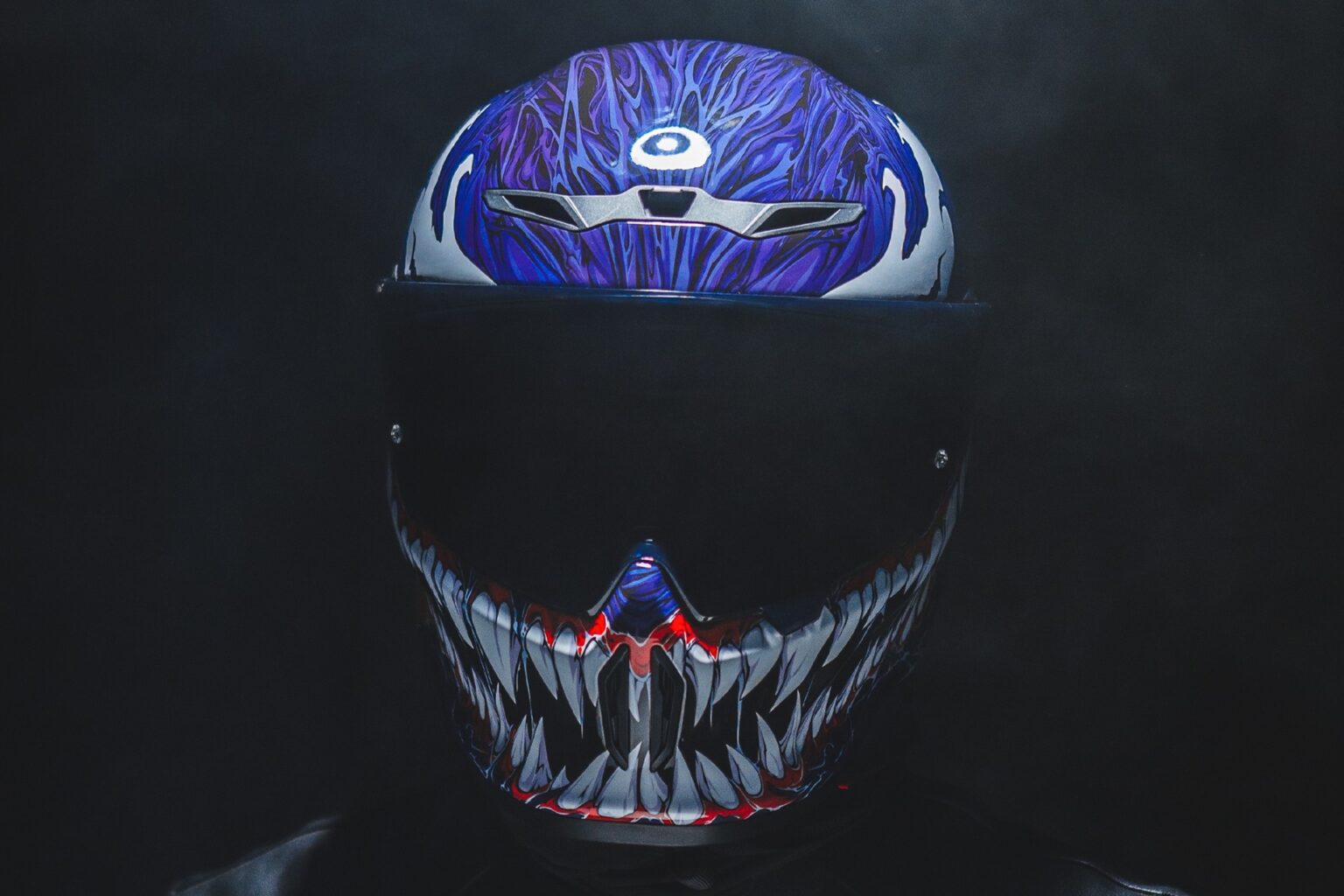 Ruroc presenta su nueva colección de cascos Eox inspirados en el ...