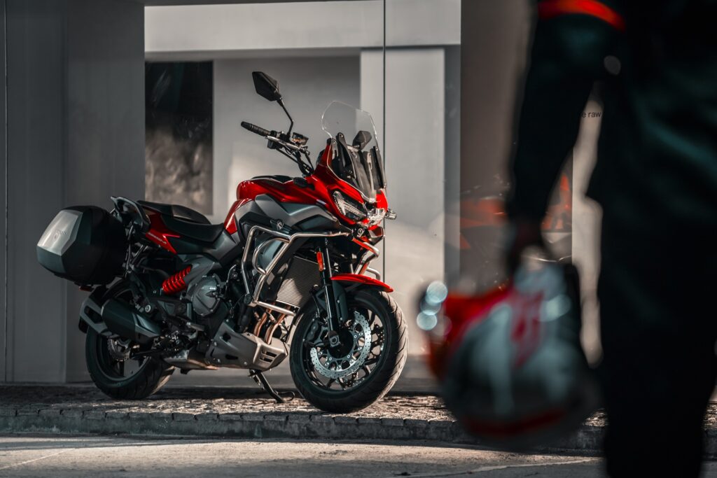 Cyclone debuta en España con 13 nuevos modelos: Trail, Custom y ...