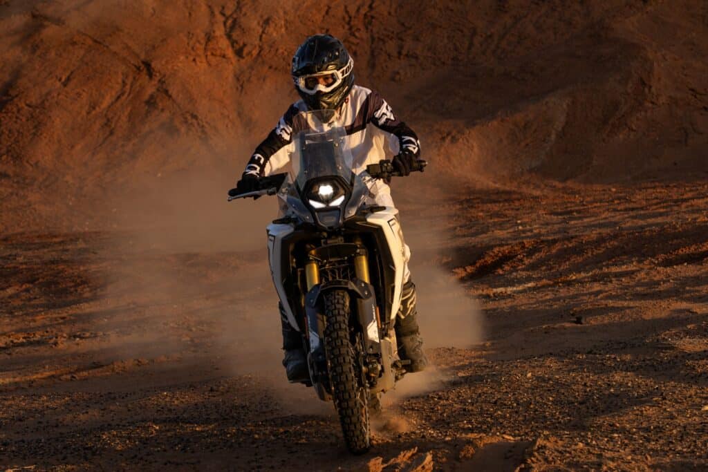 Voge DS800 Rally 2025 - Ficha Técnica, Fotos y Precio