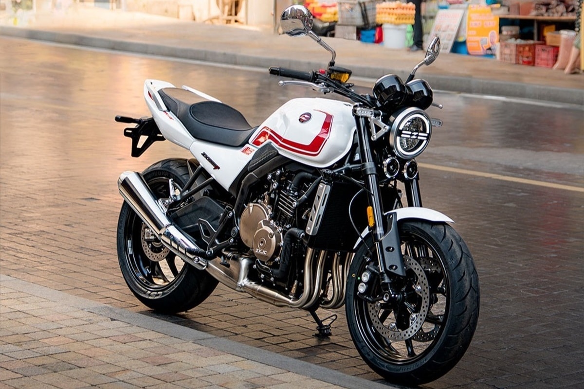 ZXJC ZX-500RR: La nueva rival de la ZX-4RR que se le parece hasta en el color...