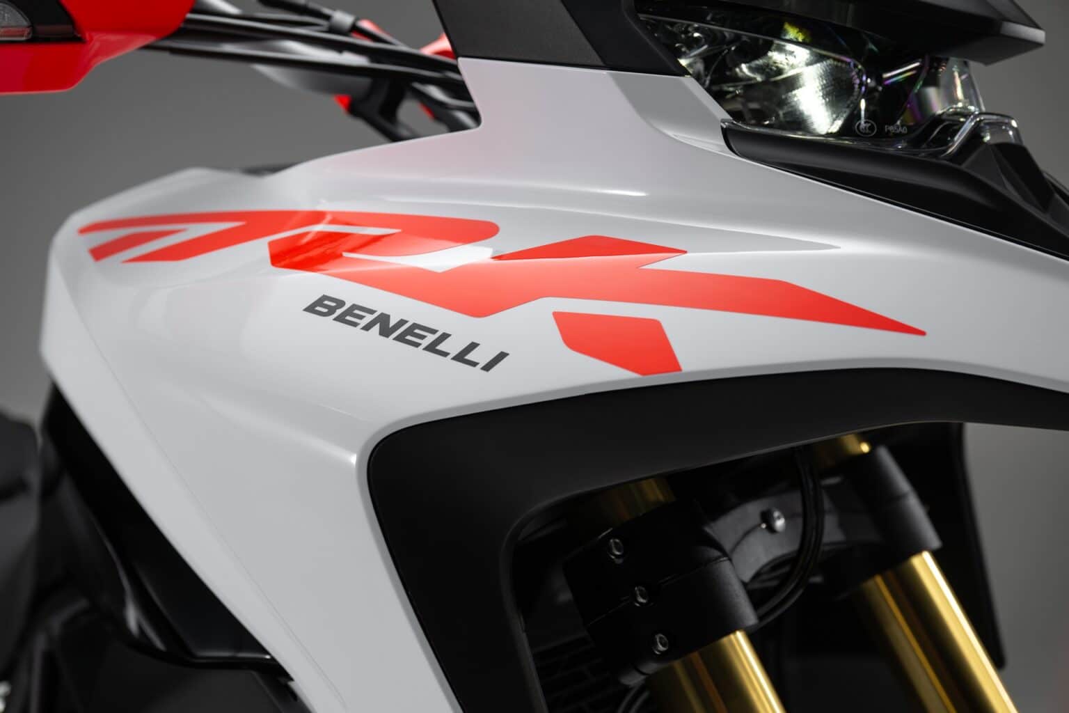 Benelli TRK 602X 2026 - Ficha Técnica, Fotos y Precio