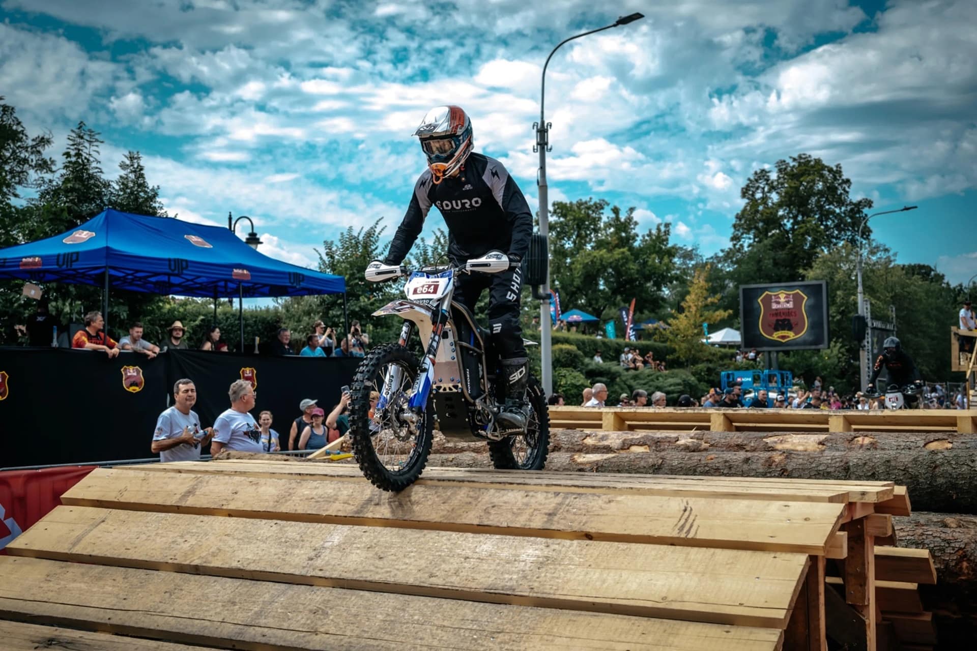 Jarv-E 2026: La Hard Enduro construida a medida por el mismísimo Graham ...