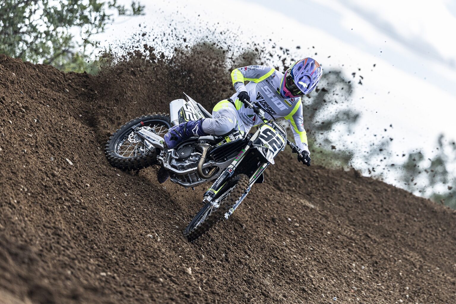 Triumph presenta su equipo para el Campeonato de España de Motocross 2026
